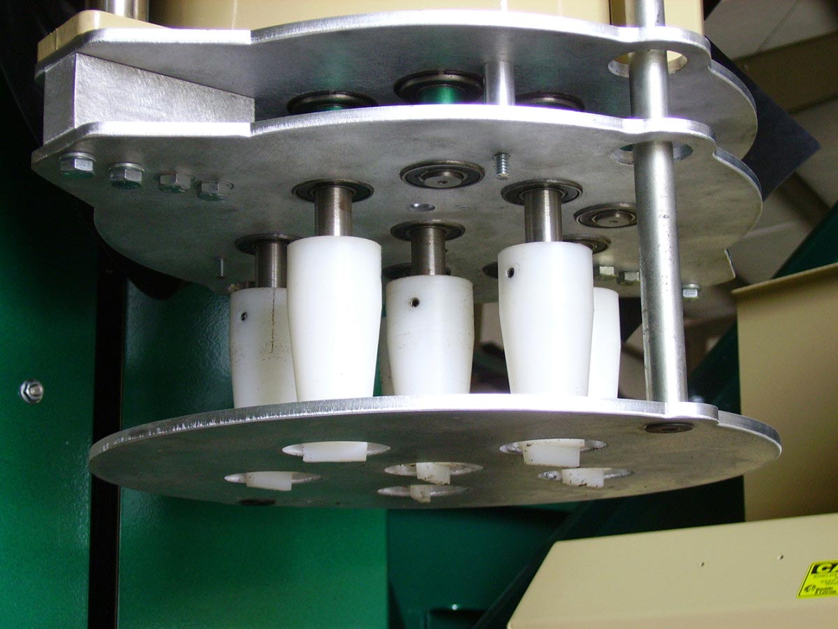 EP 2200 Potting Machine – Bouldin & Lawson