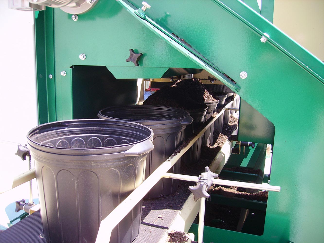 EP 2200 Potting Machine – Bouldin & Lawson