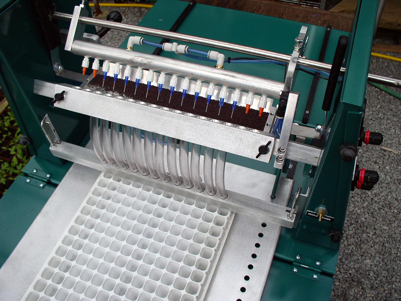 Compact Needle Seeder – Bouldin & Lawson